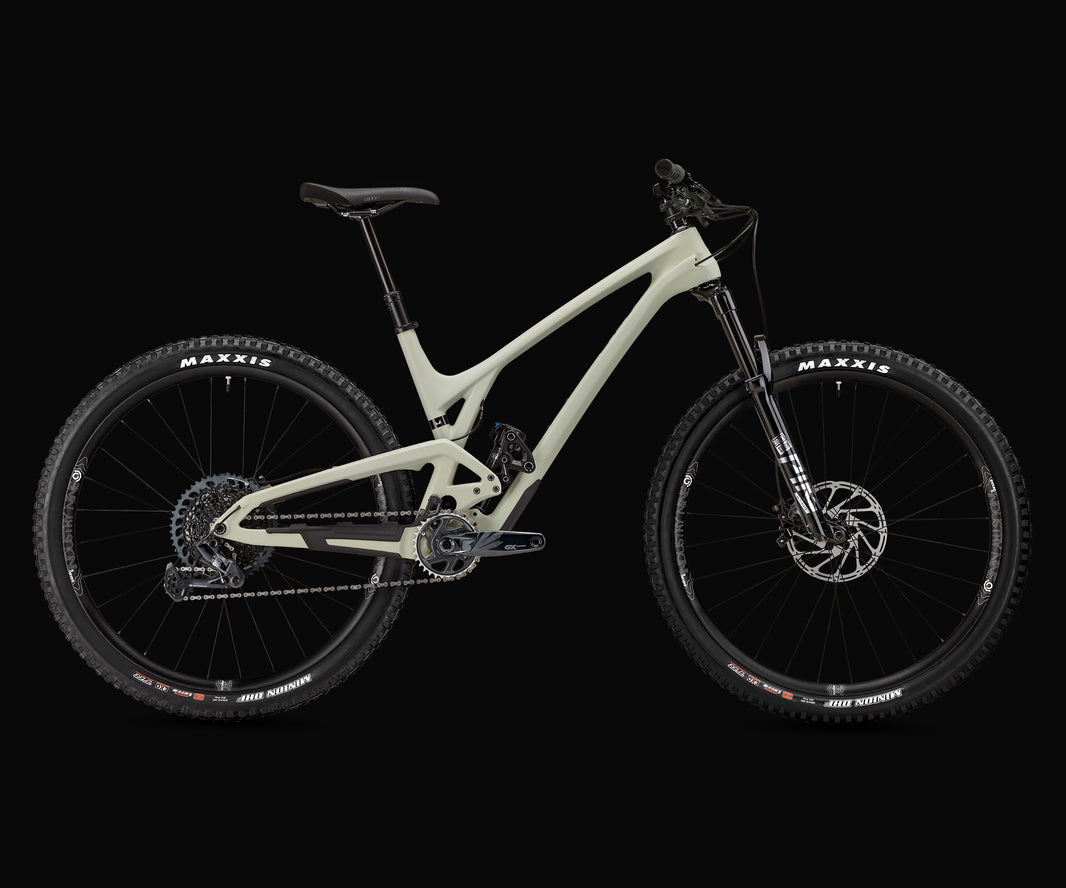 Rider Owned, Designed and Operated – Evil Bikes Global, S.L.